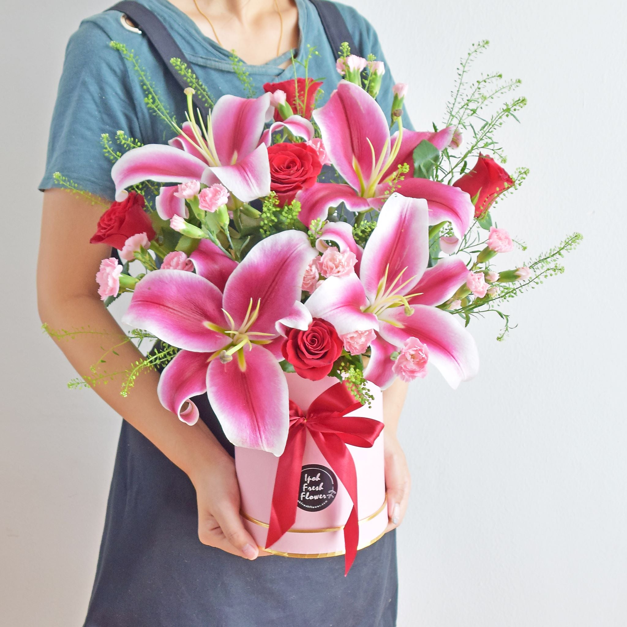 Lynette Lily Fresh Flower Bloom Box – Ipoh Fresh Flower